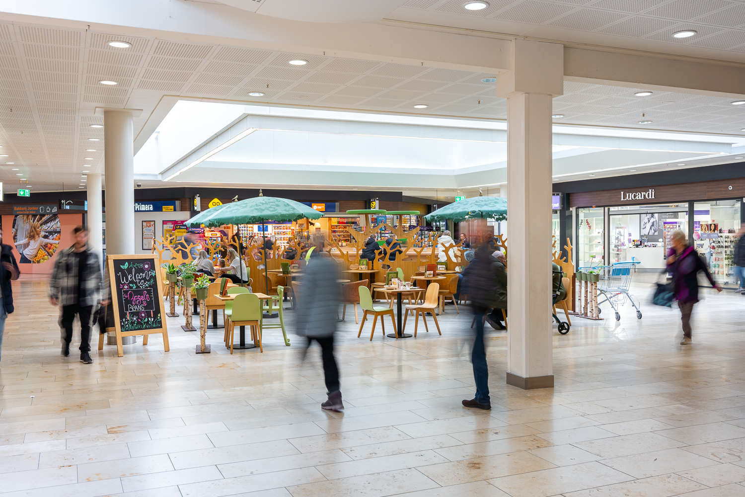 Openingstijden Winkelcentrum Middenwaard | Ultiem shopplezier